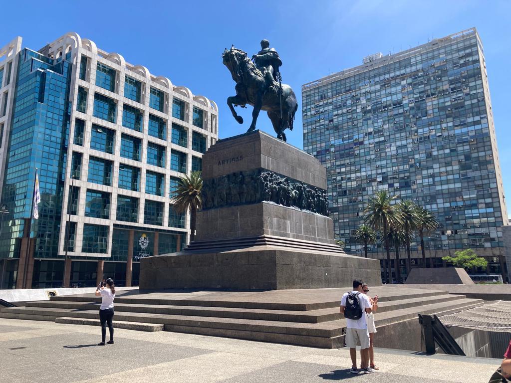 Mausoleo General Artigas | Descubri Montevideo